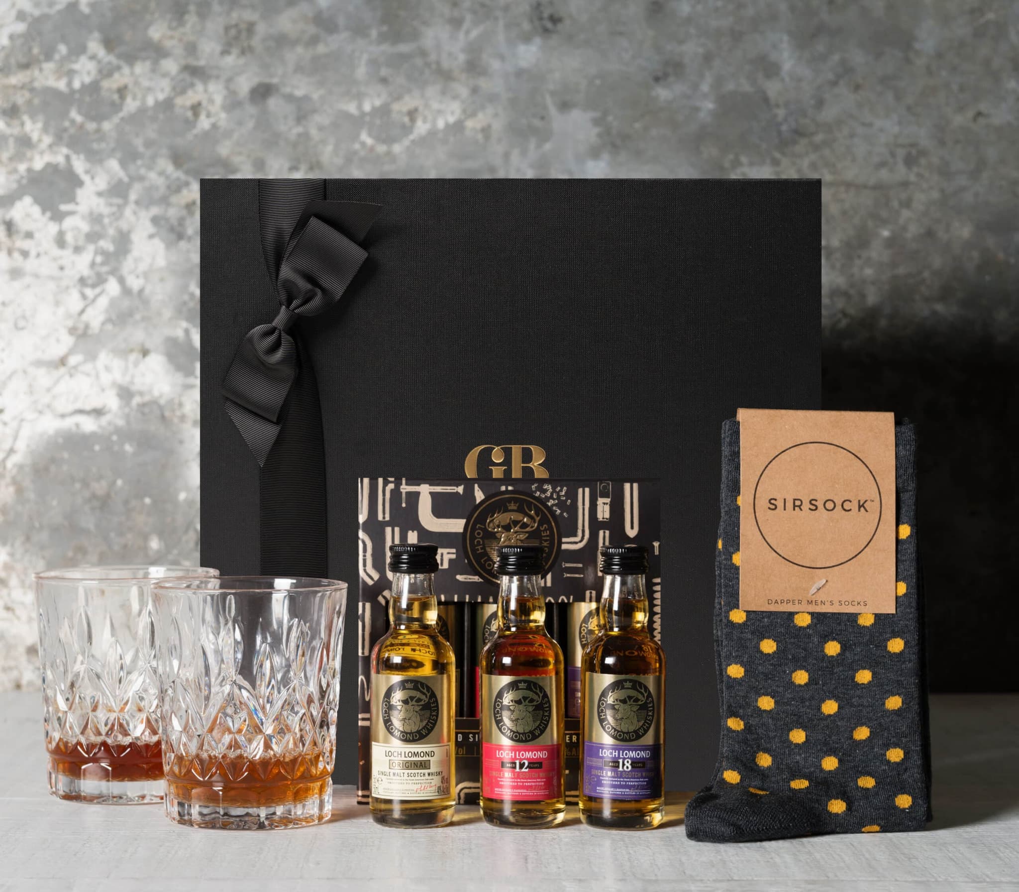 Highlands Whisky & Socks | Gourmet Basket