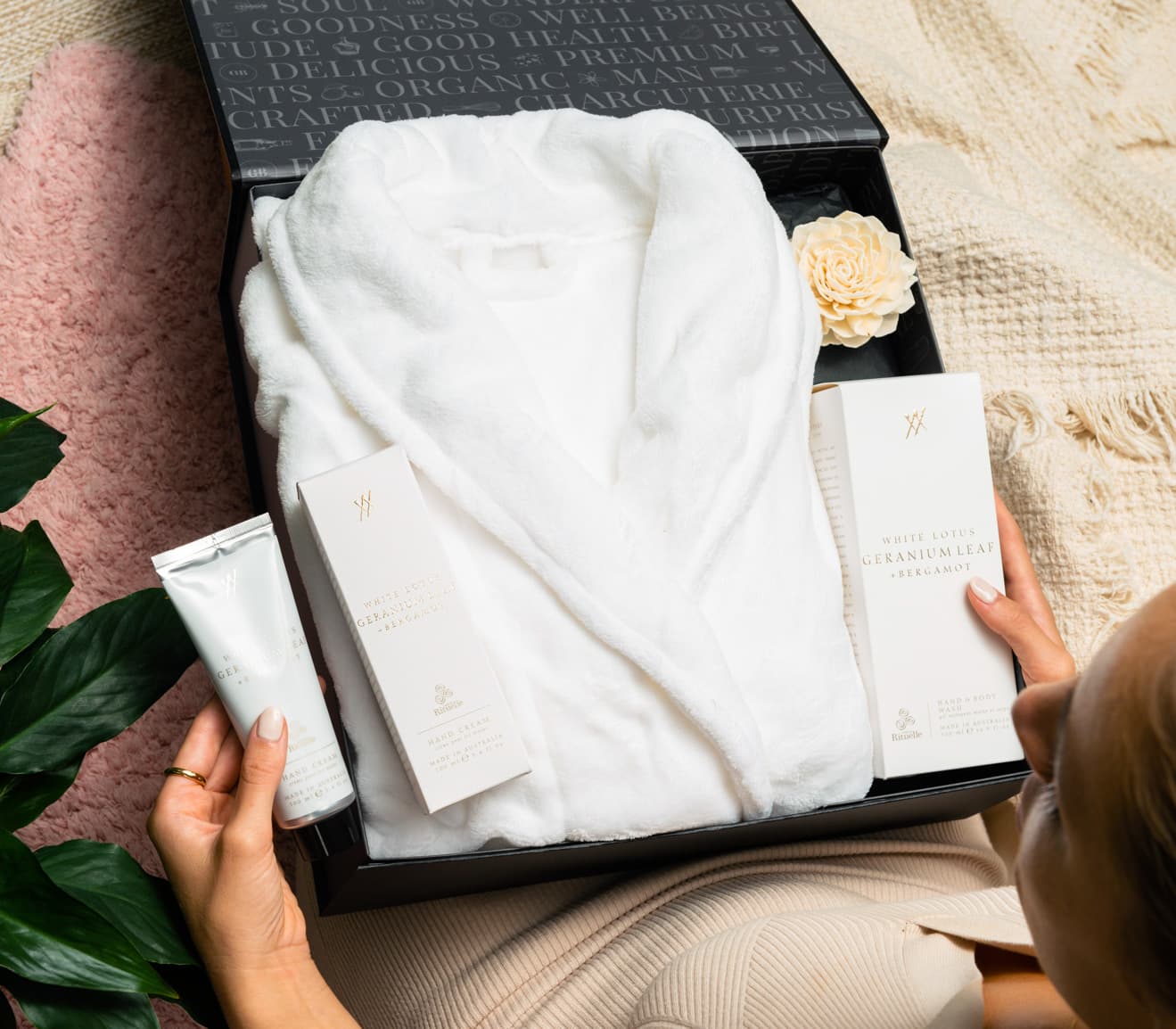 Luxury Pamper Hamper - Gourmet Basket