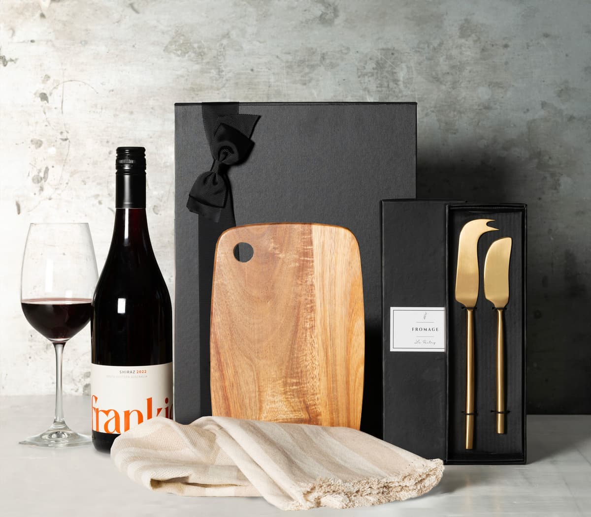 Housewarming Haven Hamper - Gourmet Basket